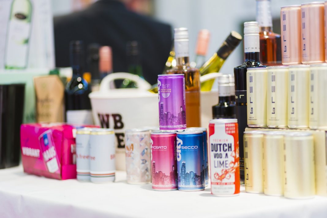 Las marcas privadas garantizan el futuro del mercado del vino a granel ...